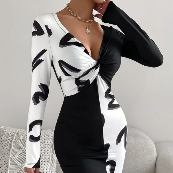 Lavishly Paris | Dresses | Nwt Lavishly Paris Womens Designer Twist ...